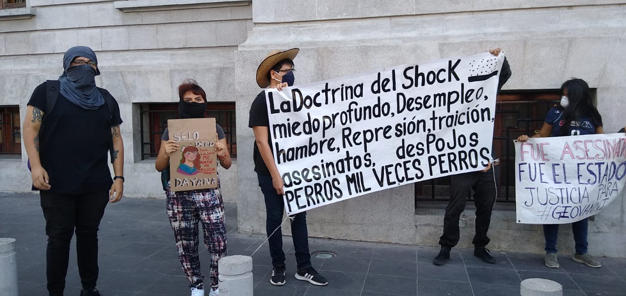 "Debemos de derrumbar cosas que no son monumentos, son ideas las que ...