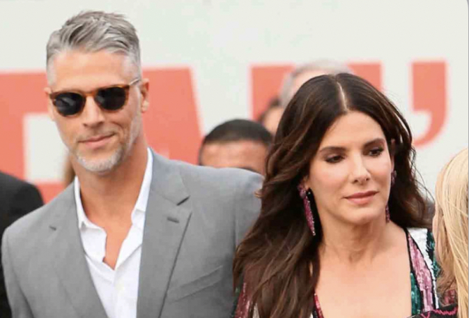 Sandra Bullock está de luto: muere su novio Bryan Randall, de rara enfermedad - La Expresión ...