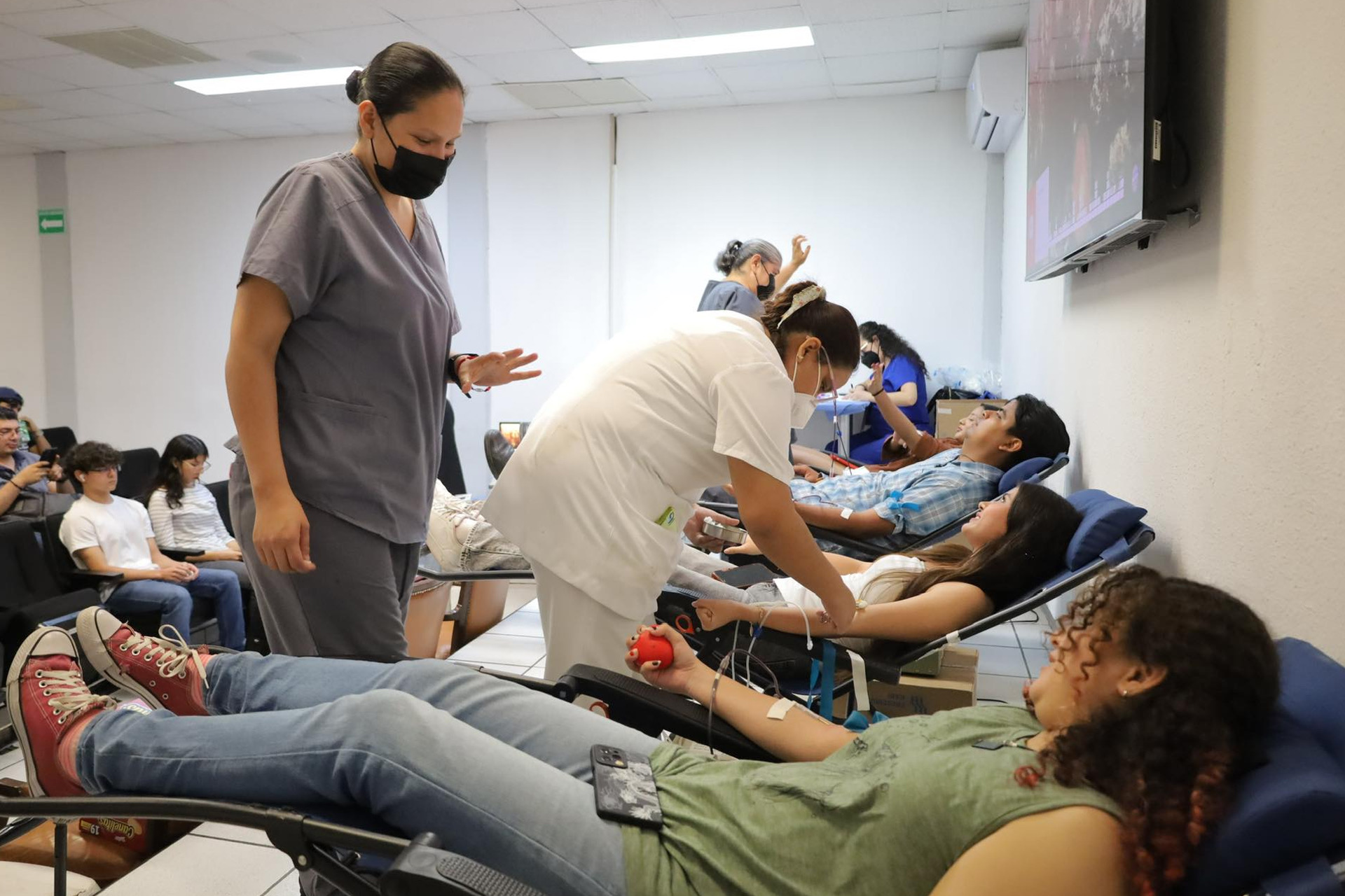 Colabora la UAT en campaña altruista para la donación de sangre - La ...