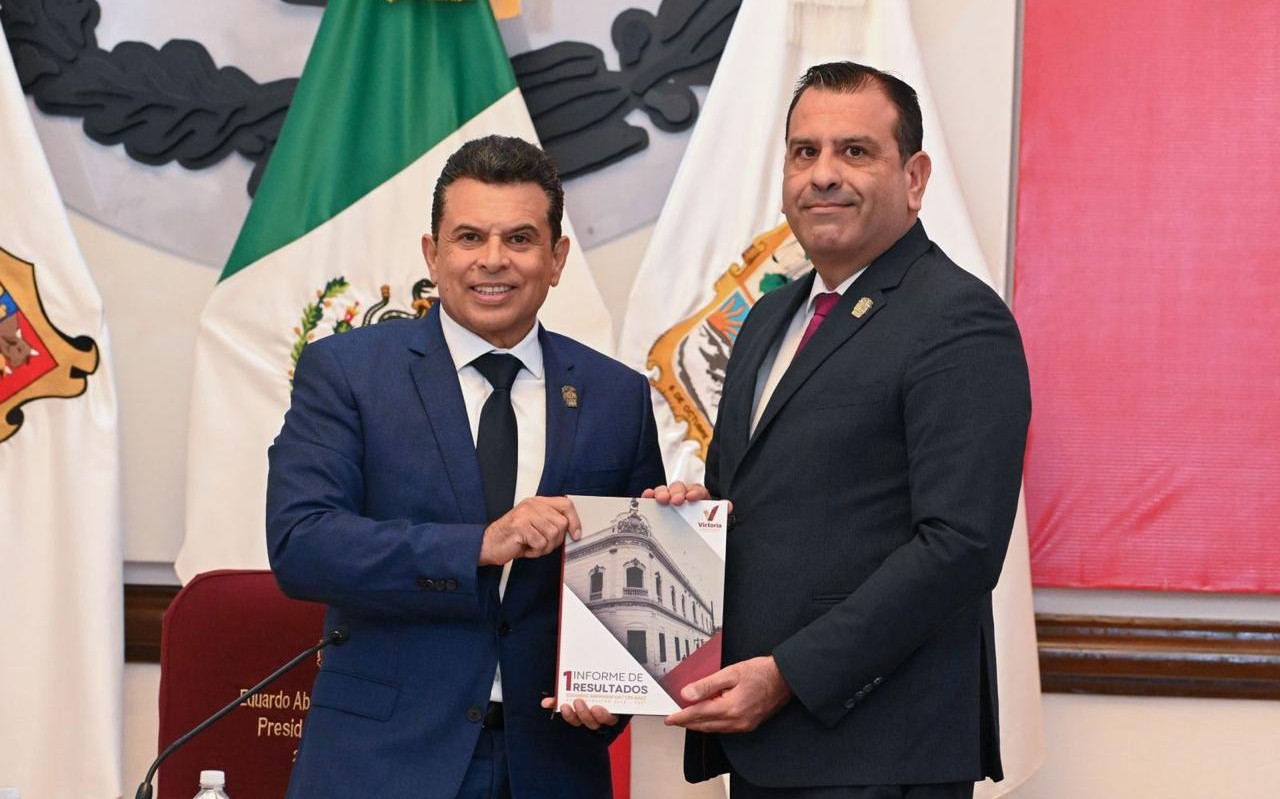 Entrega Lalo Gattás informe por escrito al Cabildo de Victoria - La ...